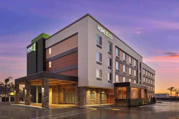 Home2 Suites By Hilton Eureka - Eureka, CA