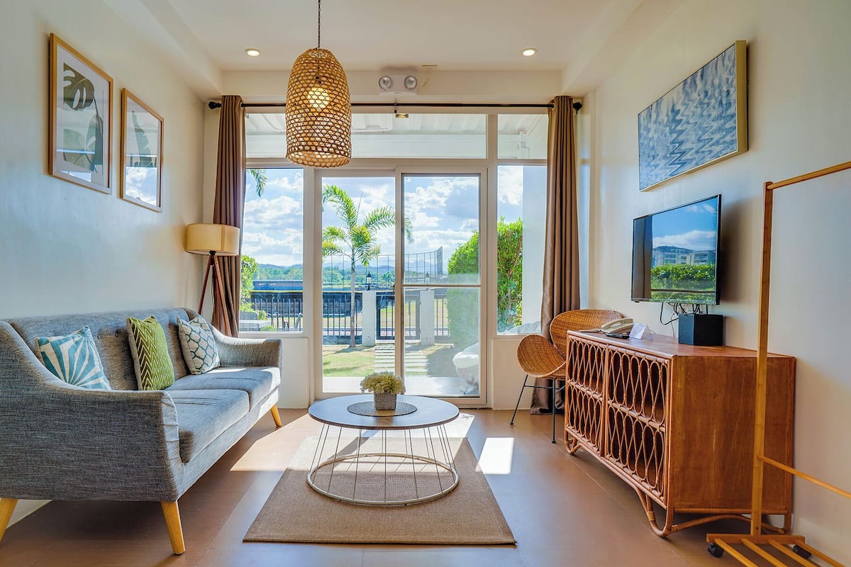 Vila conforto | Edredons de pluma, camas com colchões de espuma com sistema de memória