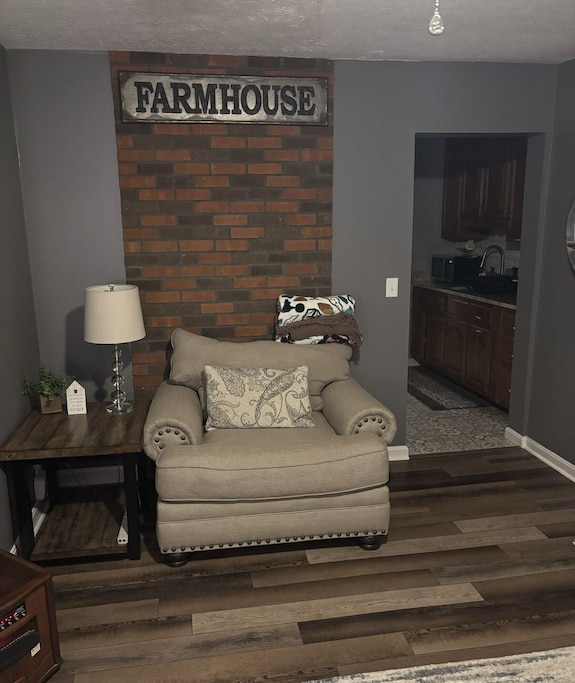 Milsuite Separate Entry...close To All Things Owensboro And Daviess County. - Kentucky