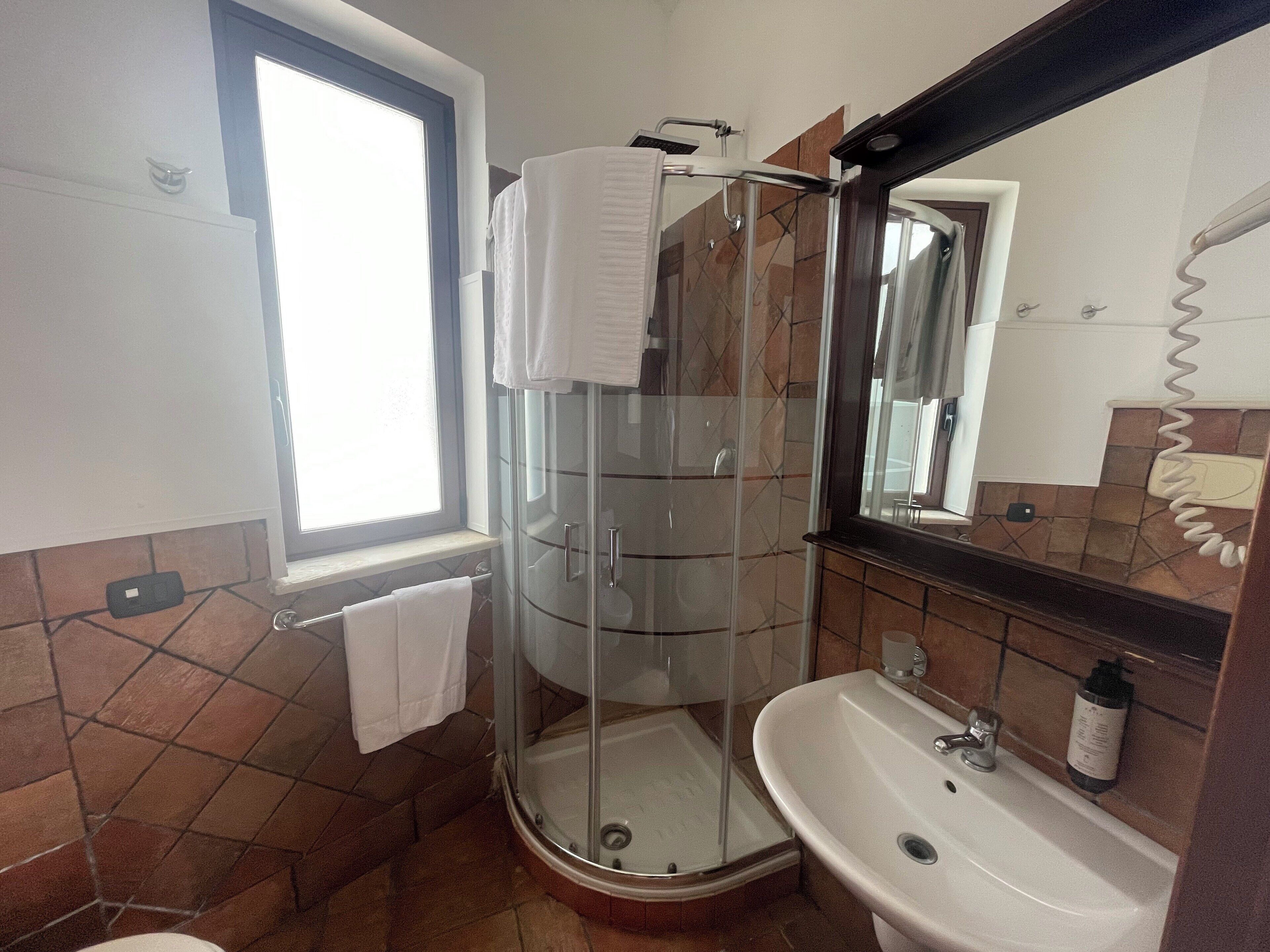 Hotel Capomulini, Is A Three-star Hotel, Cozy Seaside Retreat - Acireale