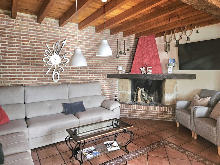 Aitonaren Etxea. Casa Rural Para Disfrutar De La Naturaleza, Golf, Vino O Bici - País Vasco