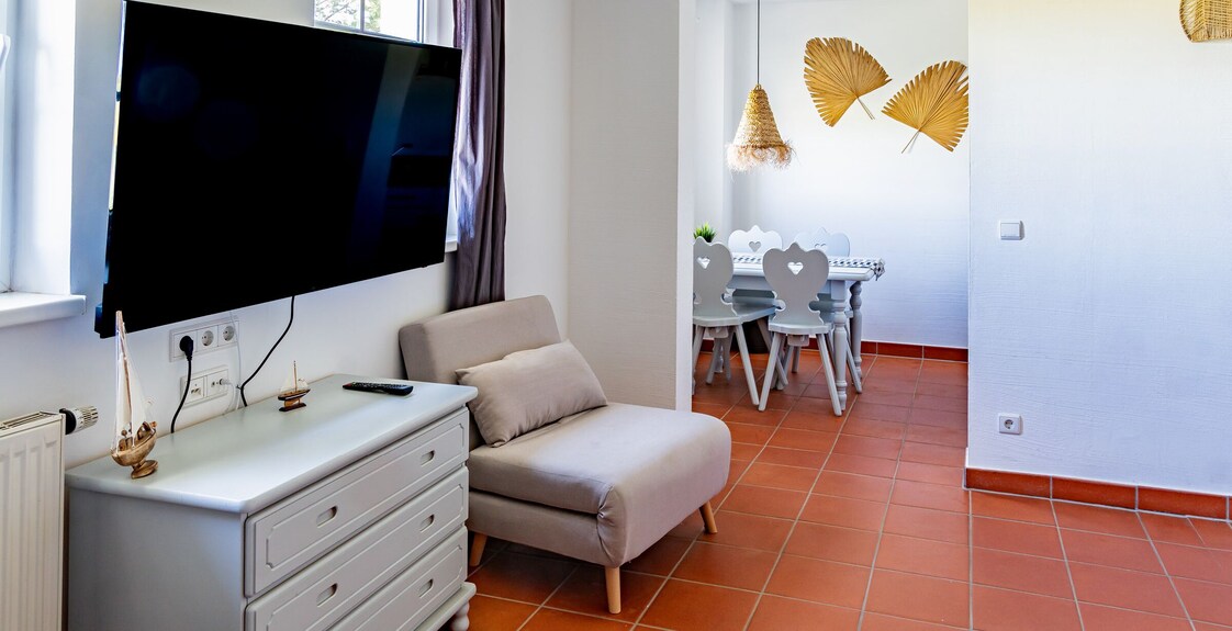 Komfortable Ferienwohnung Sonnenhut Im Ferienhaus Am Gutspark Dranske - Insel Hiddensee