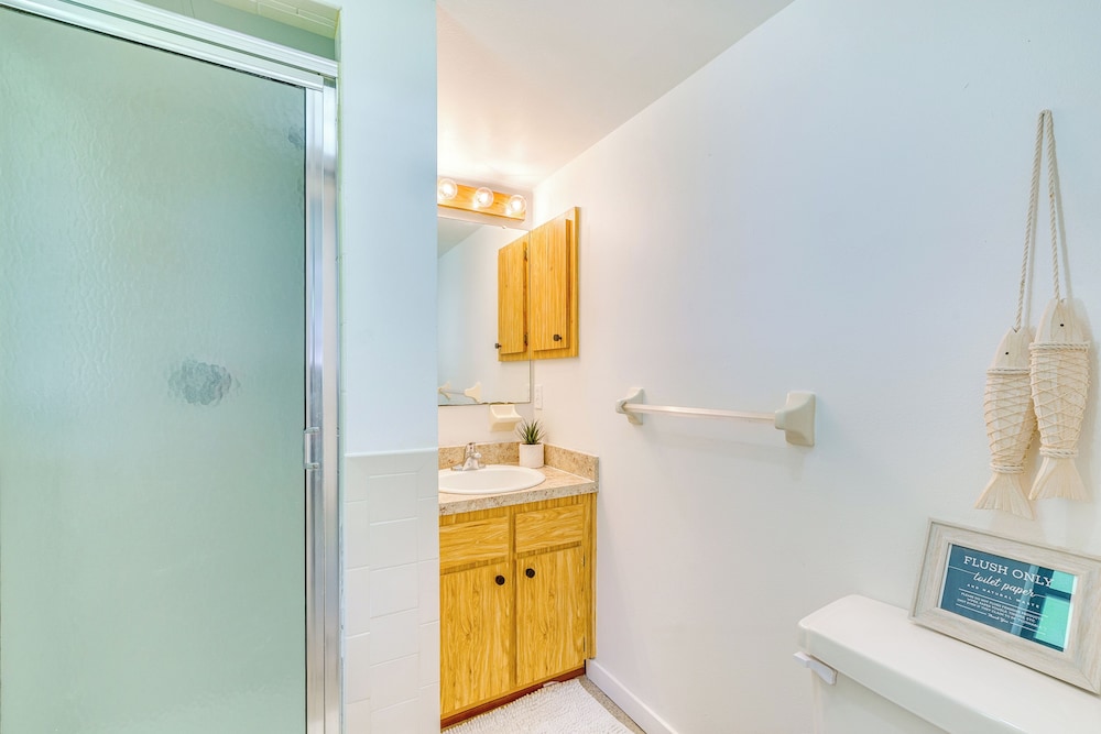 2 Mi To State Parks! Crystal River Home W/ Yard - Florida