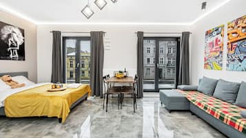1 quarto, roupa de alta qualidade, com decoração personalizada
