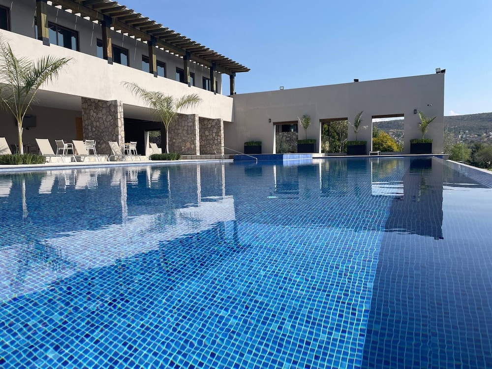 Serene Oasis In San Miguel De Allende 6-bedroom Villa With Hot Tub - San Miguel de Allende