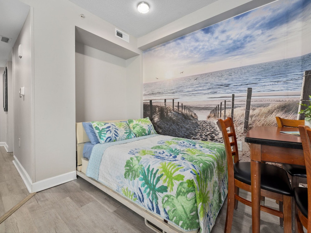 Oceanview King Suite Family Waterpark Pools W/d - Myrtle Beach, SC