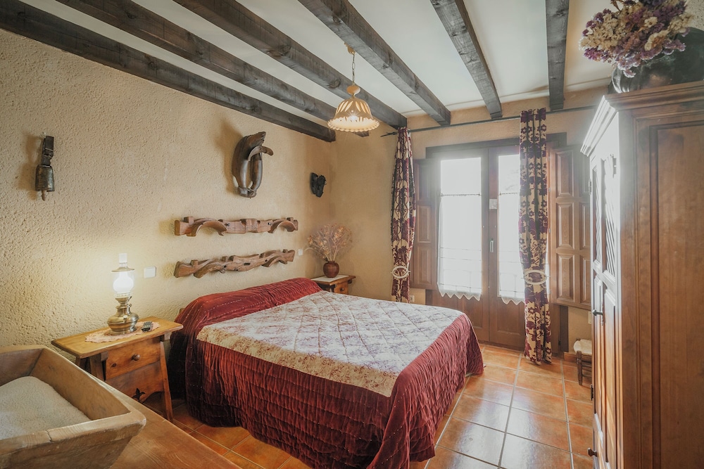 Casa Rural 'El Mirador De La Pinilla' Con Vistas A La Montaña, Jardín Privado Y Wi-fi - Boceguillas