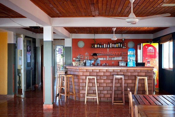 Bar (no alojamento)