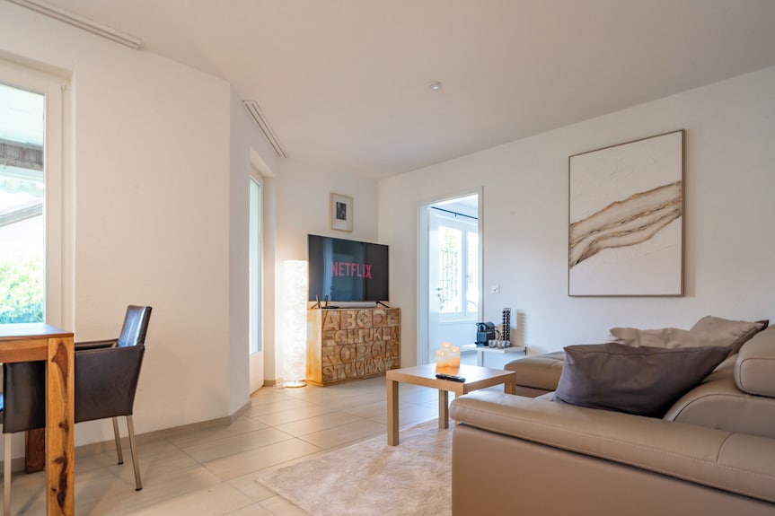 Beautiful Apartment In A Top Location With Free Parking - Locarno