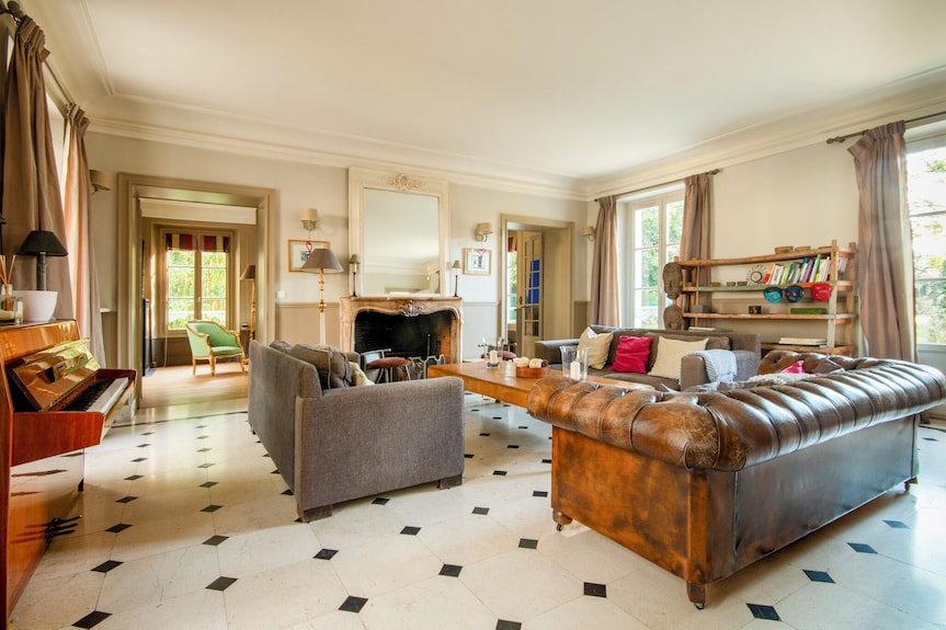 Demeure Du Xviiie Avec Jacuzzi Près De Paris - Essonne