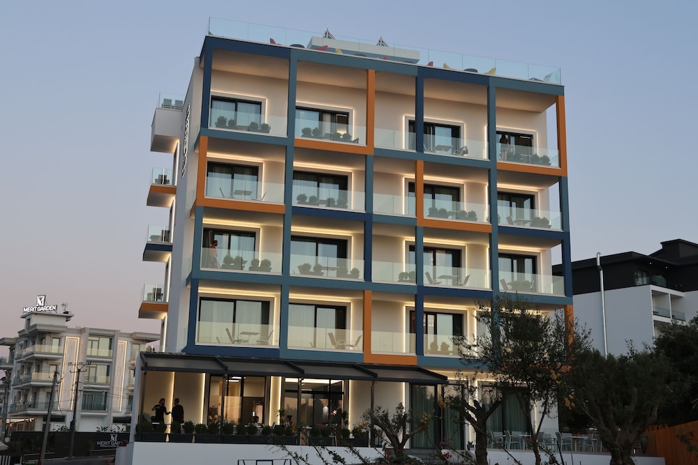 ホテル ポルタ クサミル - クサミル