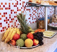 Café da manhã self-service grátis todos os dias
