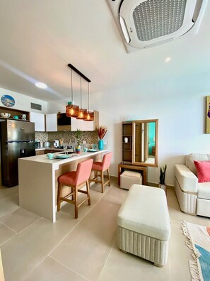 Apartamento (NN01I) | Área de estar | TV LED