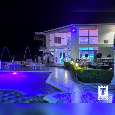 Finca Hotel Castillo del Toro