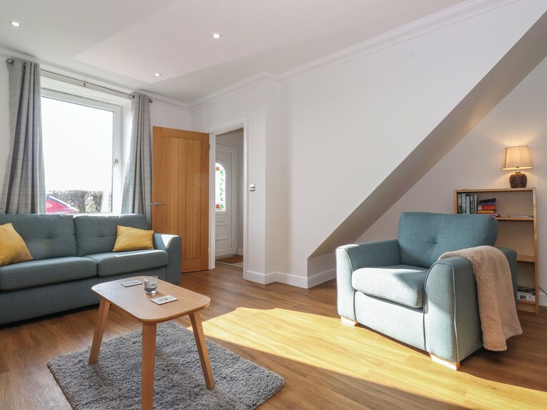 2 South Street, Pet Friendly In Aspatria - Dumfries and Galloway