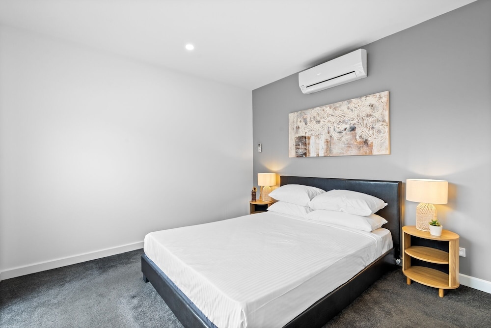 Modern 2-bed Home In Brunswick With Courtyard - Brooklyn