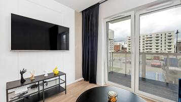 Apartamento Comfort, varanda, vista para o pátio | 1 quarto, berços/camas para crianças, Wi-fi grátis