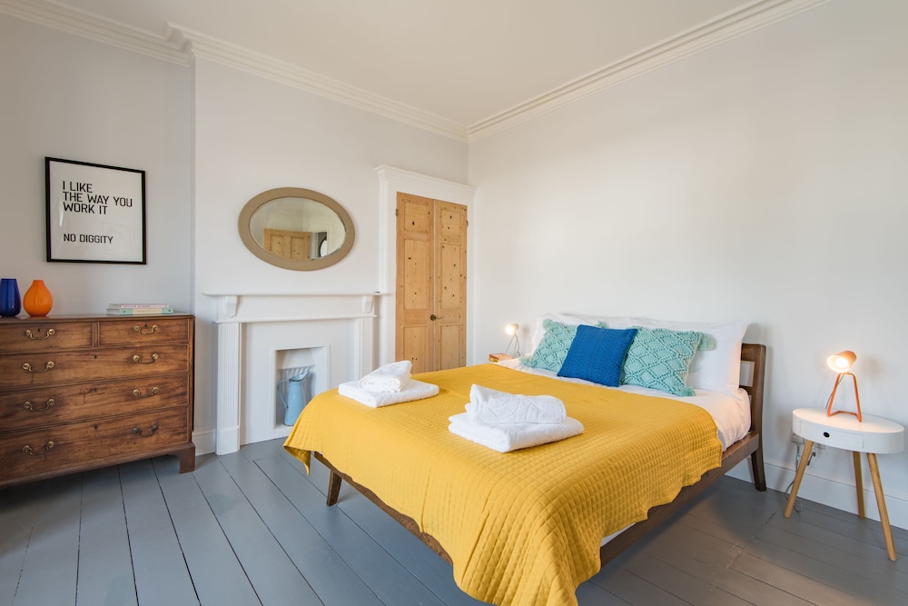 Little Oyster - A Holiday Let By Bloom Stays That Sleeps 4 Guests In 2 Bedrooms - 惠斯塔布