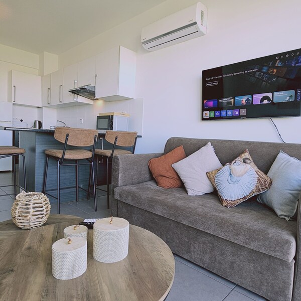 30 Pro - Stay White Coral Studio - Fig Tree