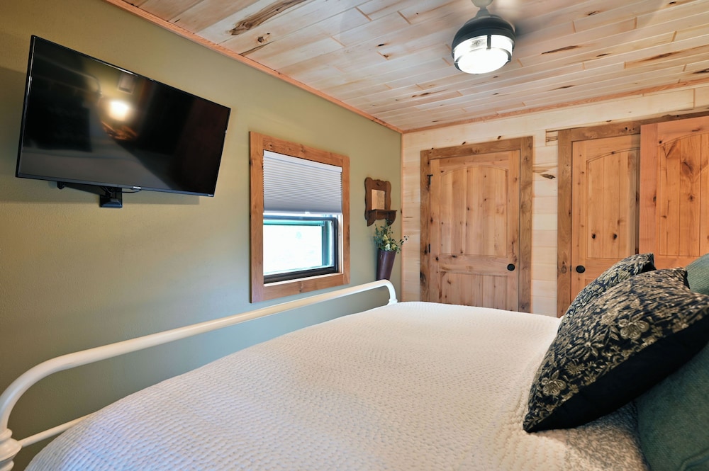Welcome To Your Lakeside Escape At Sunsets On Sunfish - Gull Lake, WI