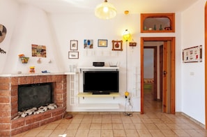 Casa Familiar, 2 quartos, 2 casas de banho (Casa Crystal Near The Sea) | Interior