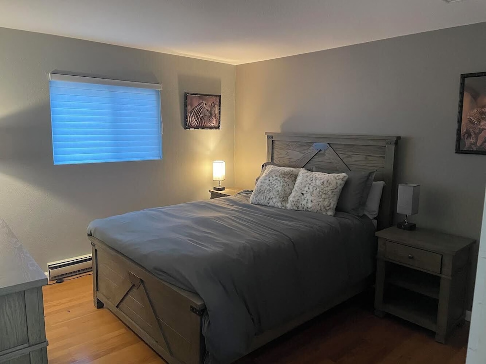 Cozy Ski & Summer Retreat On Vail Moutain, Just 5 Min Away From Vail Ski Resort - Vail, CO