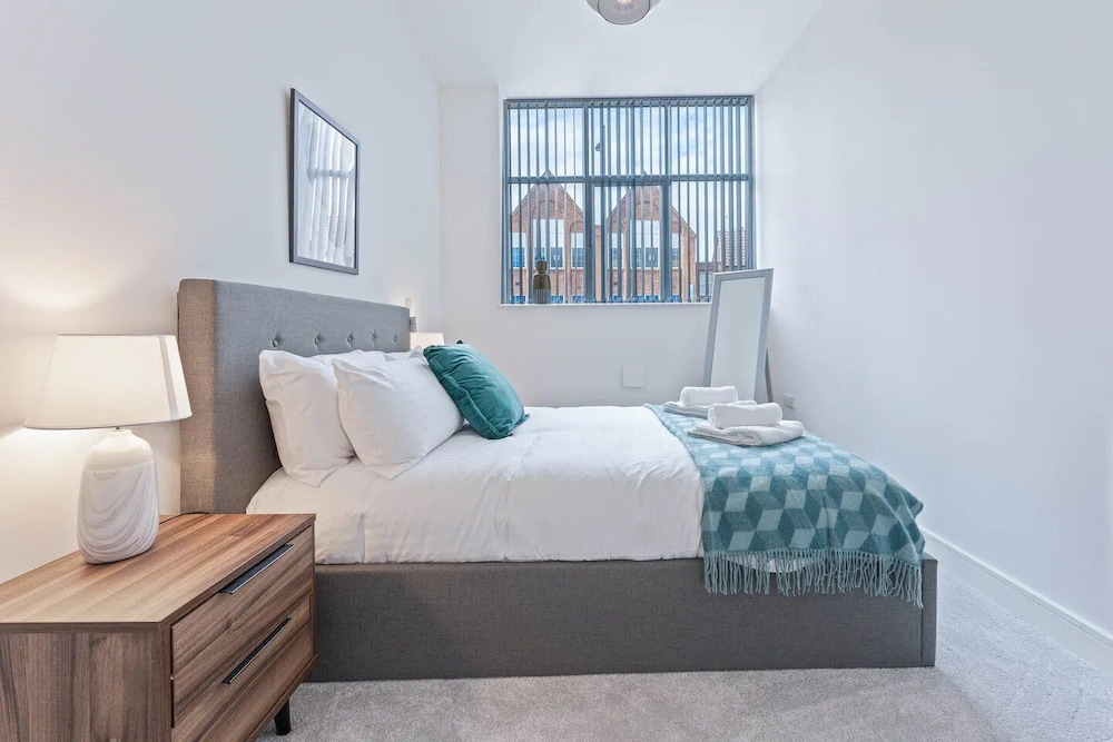Pass The Keys | Flat 4 · Comfy 1 Bedroom: Your Cosy Corner In The City - Solihull