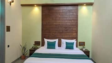 Apartamento Clássico, varanda, vista para o lago | Minibar, ferro/tábua de engomar, Wi-fi grátis