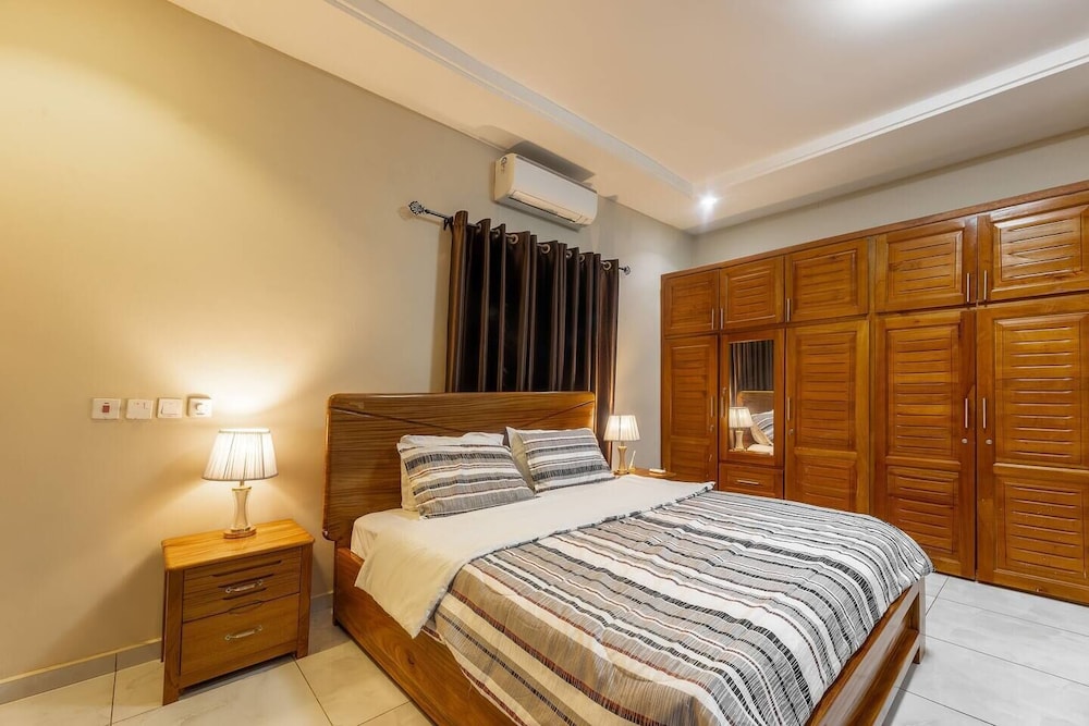 Comfy 1 Bedroom Apartment - Accra