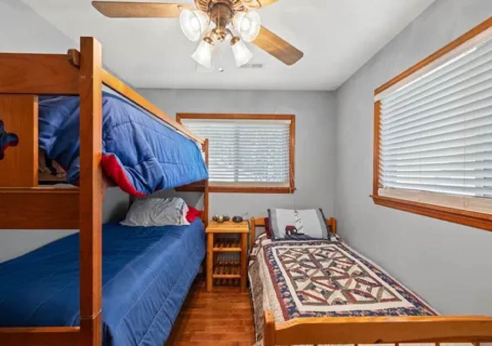 Best Access on Lake Cumberland! 4bedroom waterfront house on boat ramp ...