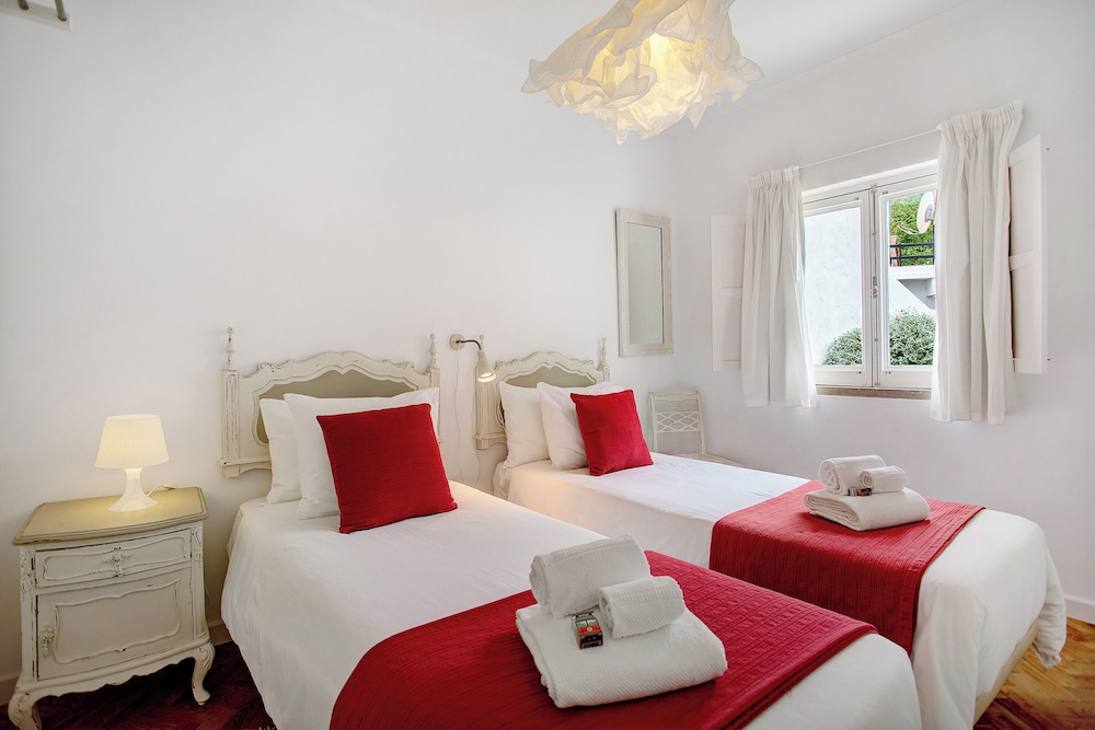 Ferienwohnung 'Páteo Da Várzea 4' Mit Gemeinschaftsgarten Und Wlan - Sintra