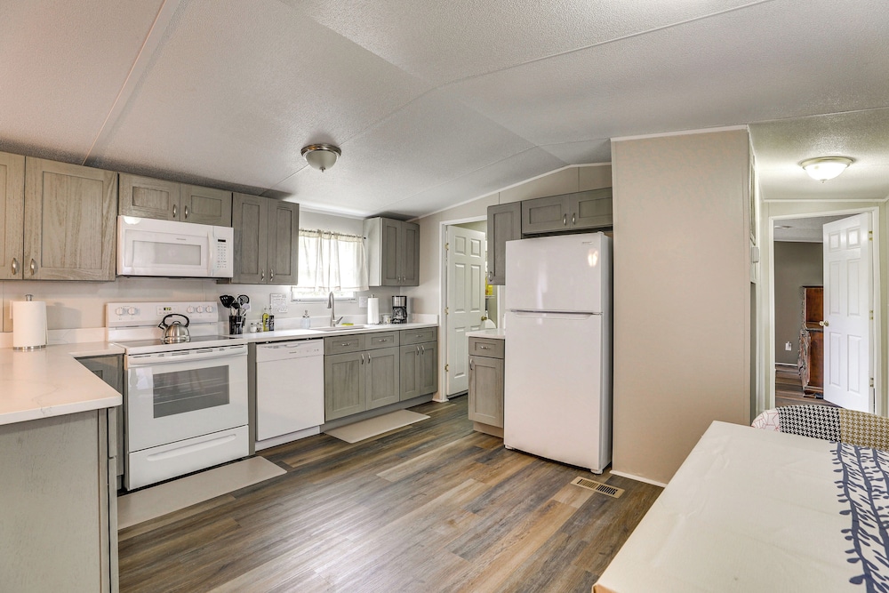 Elloree Vacation Rental ~ 7 Mi To Lake Marion! - Santee, SC