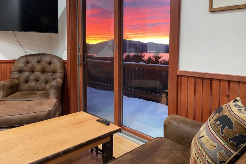 Lake View*hot Tub*sunsets*fire Pit*pet Friendly* - Moosehead Lake, ME