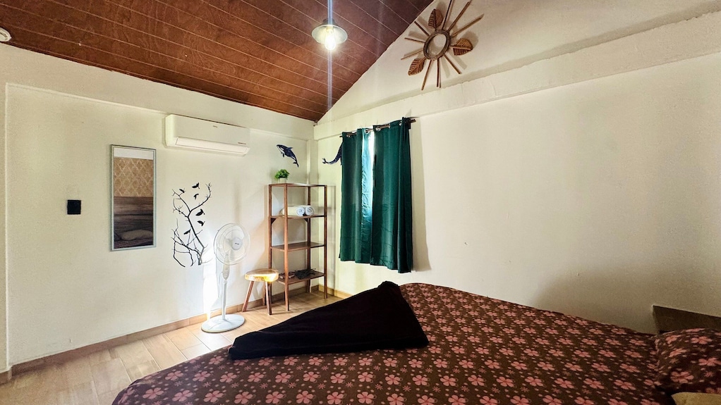 Casa Ballena - Playa La Saladita - Michoacán