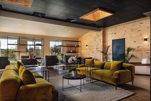 Sauna seca, banheira de hidromassagem, sauna a vapor