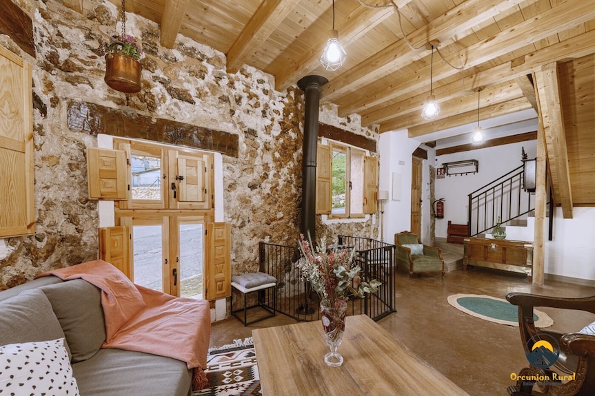 Casa Rural Reformada Con Chimenea Y Piscina, Cerca Rutas De Senderismo Y Embalse - Sacedón
