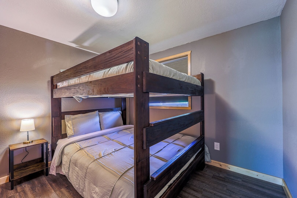 Newly Remodeled | Stunning Views | Deck | Walk to Downtown Creede ...