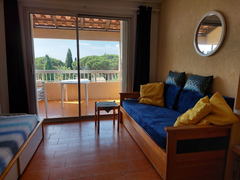 200m Plage à Sainte Maxime, Appartement Climatisé 30 M2 Avec Vue Mer Et Piscine - Sainte-Maxime