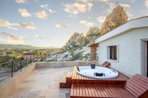 Suite Deluxe, vista para a montanha | Terraço/pátio interior