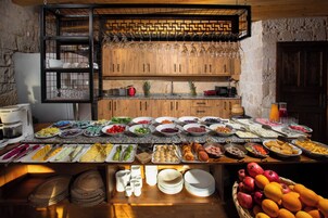 Pequeno-almoço tipo buffet diário incluído 