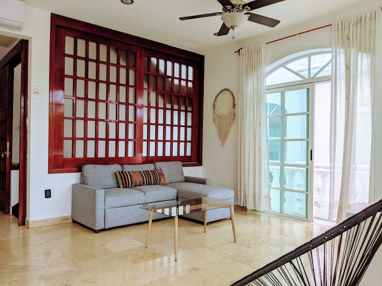 Castillo 2 Picina, Grupo Largo 25pax - Playa del Carmen