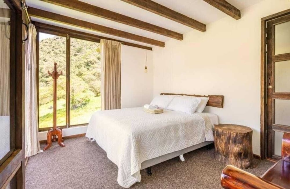 Fengari Camp
Casa Ubicada En El Cráter Del Volcán Pululahua - Quito
