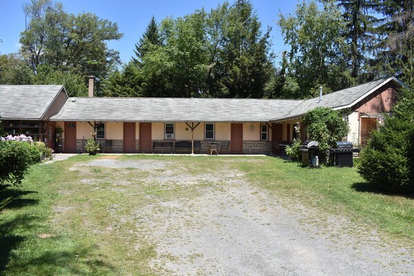 Pl Motel - Pocono Mountains, PA