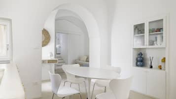 Apartamento | Opções para refeição no quarto