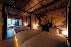 Cortinas/cortinados opacos, Wi-fi grátis, roupa de cama fornecida 