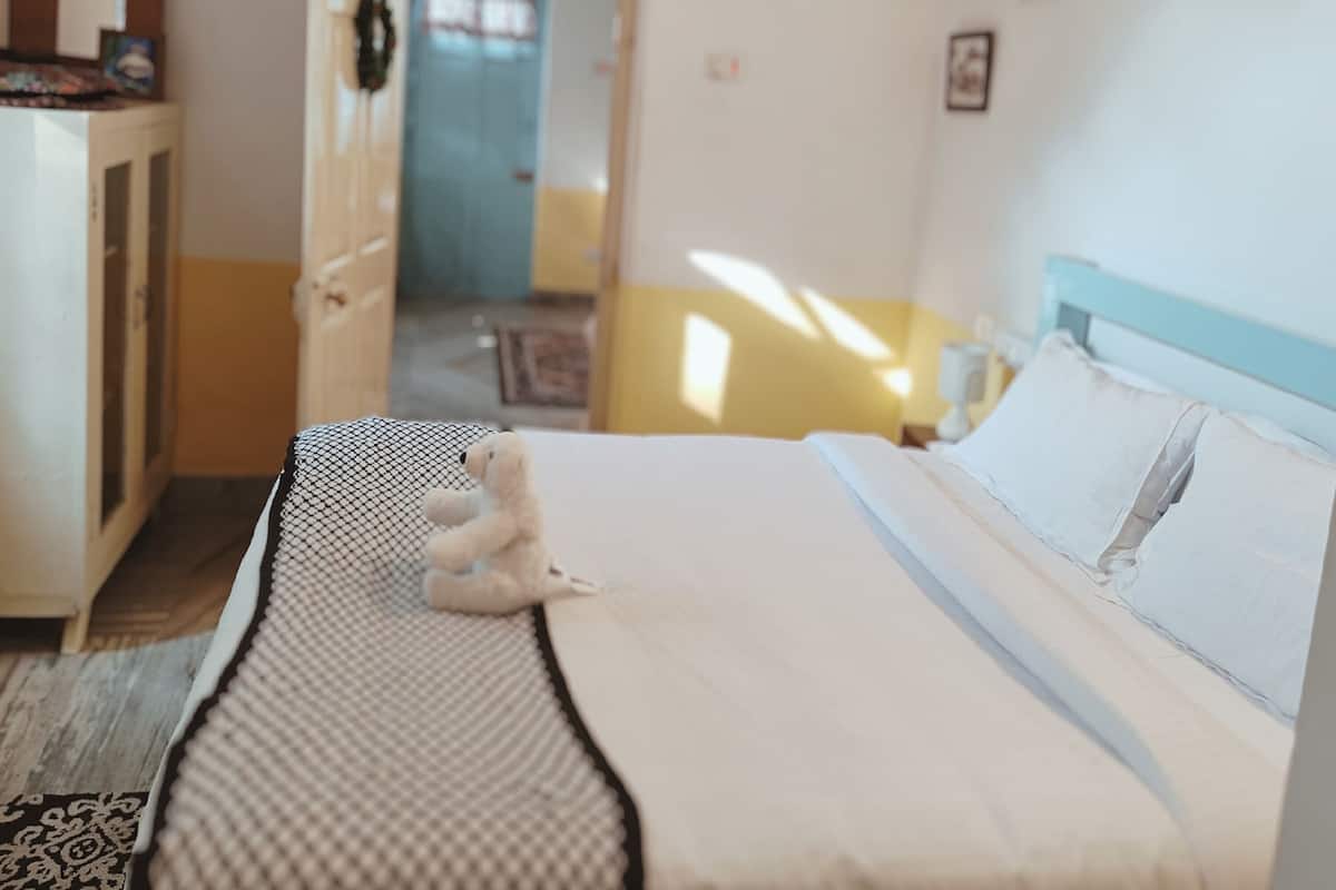 1 quarto, roupa de alta qualidade, secretária, Wi-fi grátis