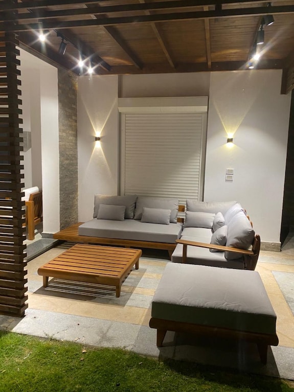 Luxury 3-bedroom Chalet With Wide Garden At Amwaj - Fully Air Conditioned - Pool - Egipto