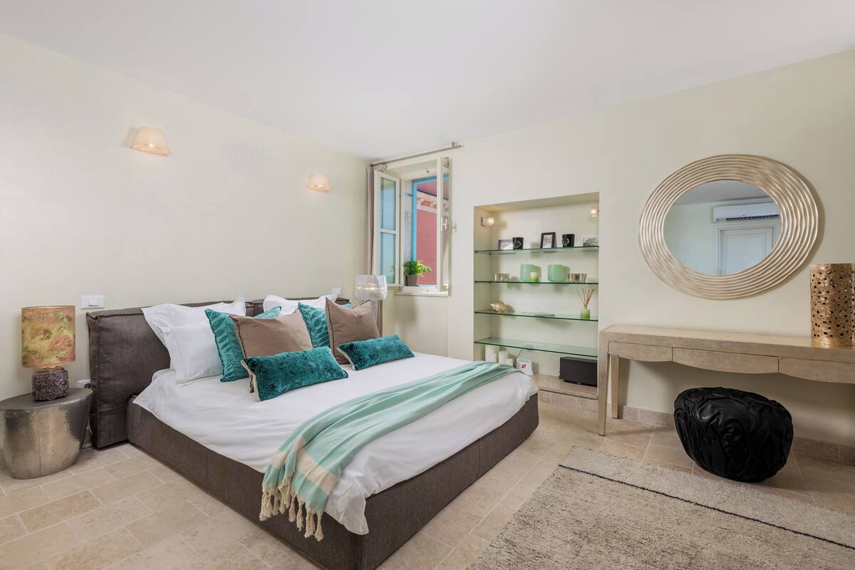 Apartamento, 1 quarto | 1 quarto, com decoração personalizada, com mobília individualizada