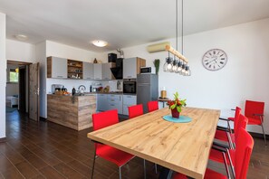 Villa, 1 quarto | Sala de jantar