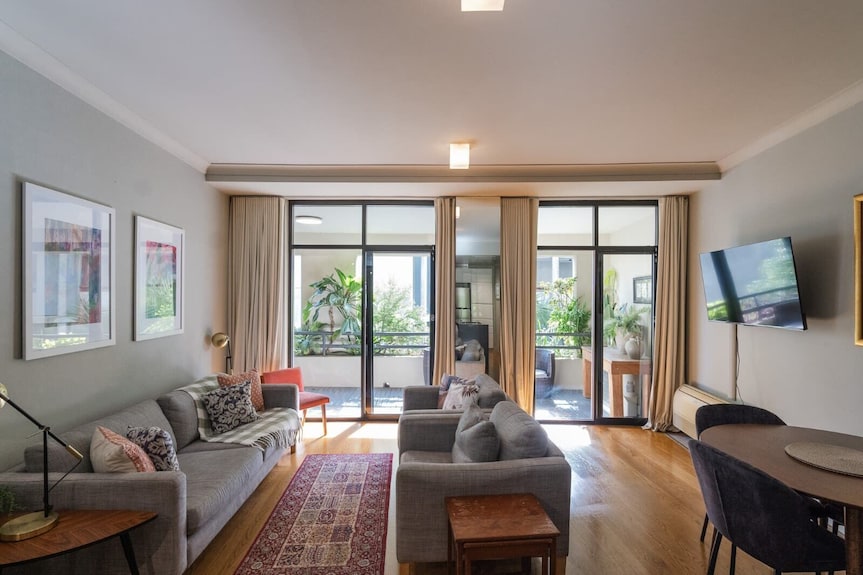 Stunning 1bed Surry Hills Balcony Apt W Parking - 威路比